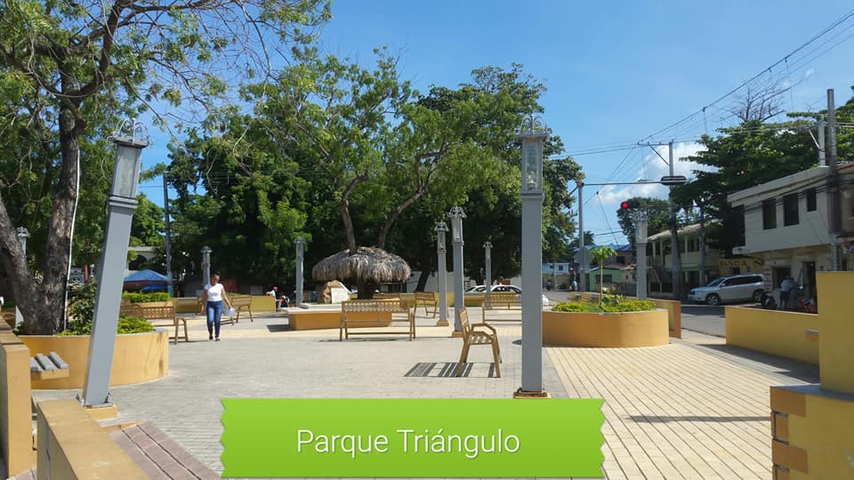 Denuncian parques de Montellano llevan años a oscuras durante horas ...