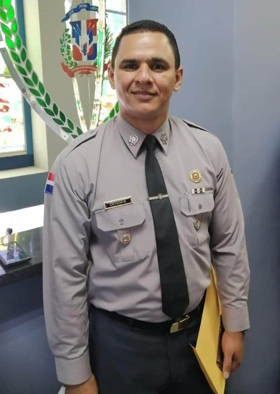 Puertoplateño es ascendido a general de brigada de la PN por un ...