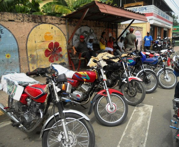 Motoconchos invaden toda la provincia de Puerto Plata debido a falta de ...